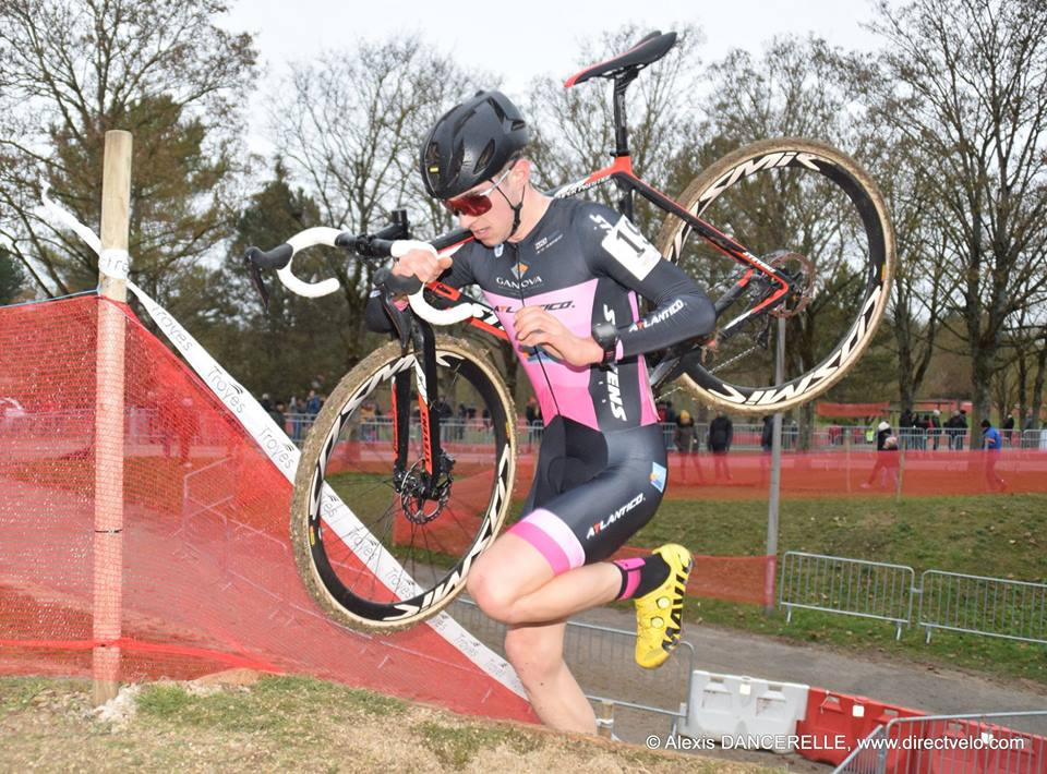 Victor Thomas sort la tête de l'eau - Actualité - DirectVelo