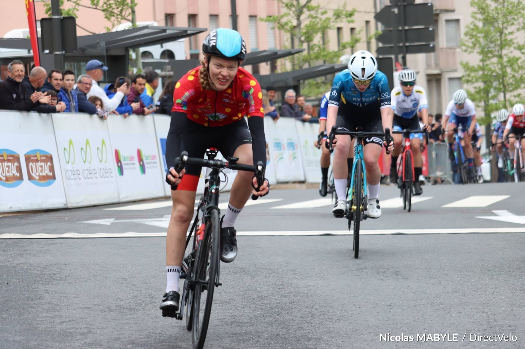 L'équipe de France Juniors F. en stage à la montagne - Actualité ...